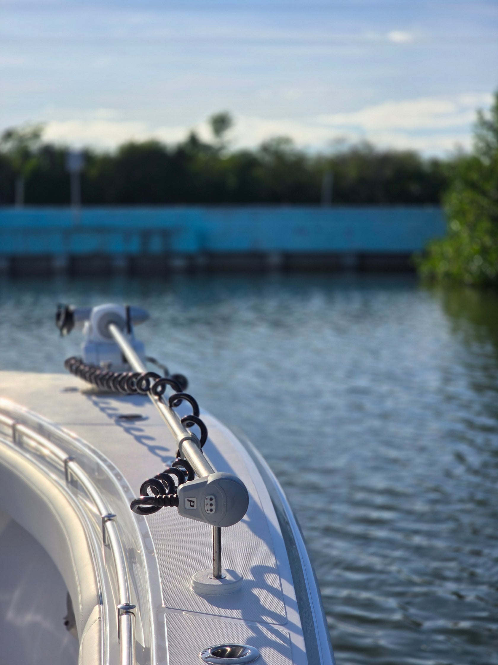 Mag Mount Trolling Motor Support Arm | Magnetic Stabilizer - Sea Swivel